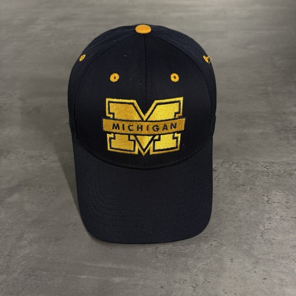 Accessories | Vintage 9s Michigan Wolverines Hat Navy Maize Yellow Logo ...